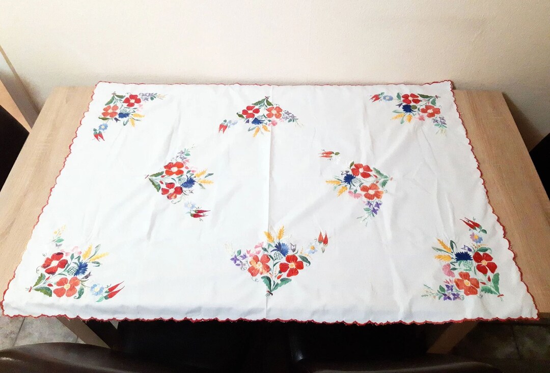 Vintage Hungarian Kalocsa Embroidery Rectangle Tablecloth Hand ...