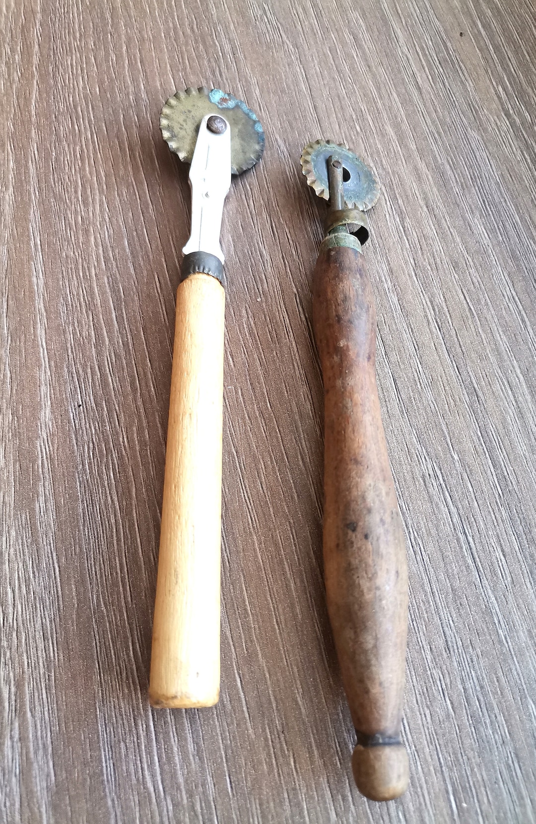 2 Piece Vintage Dough Cutter Set, Rusty Dough Cutter, Dough Crimping ...