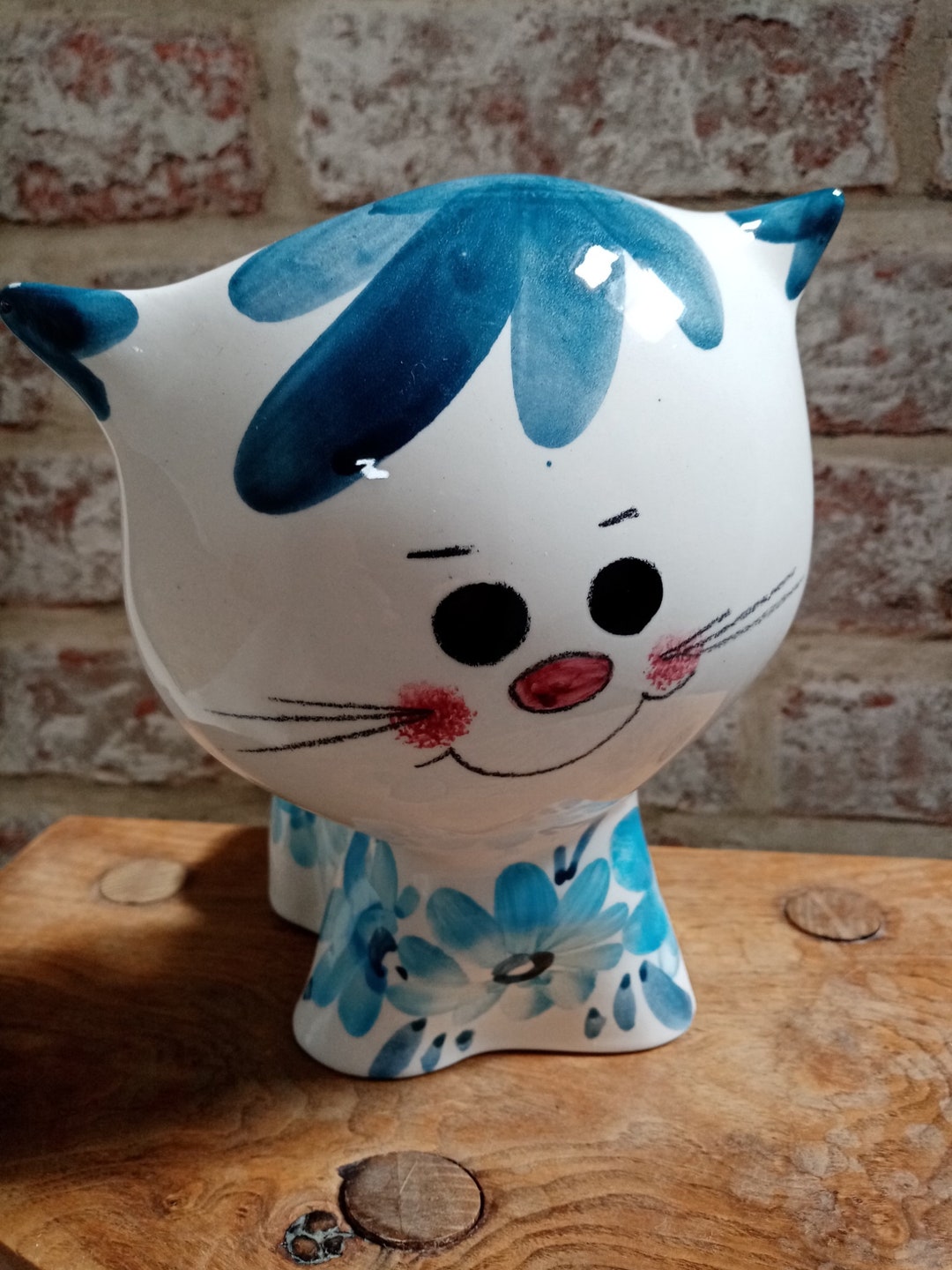 Cute Cat Money Box, Kitsch Cat Retro Pottery Piggy Bank Shaped Like a ...
