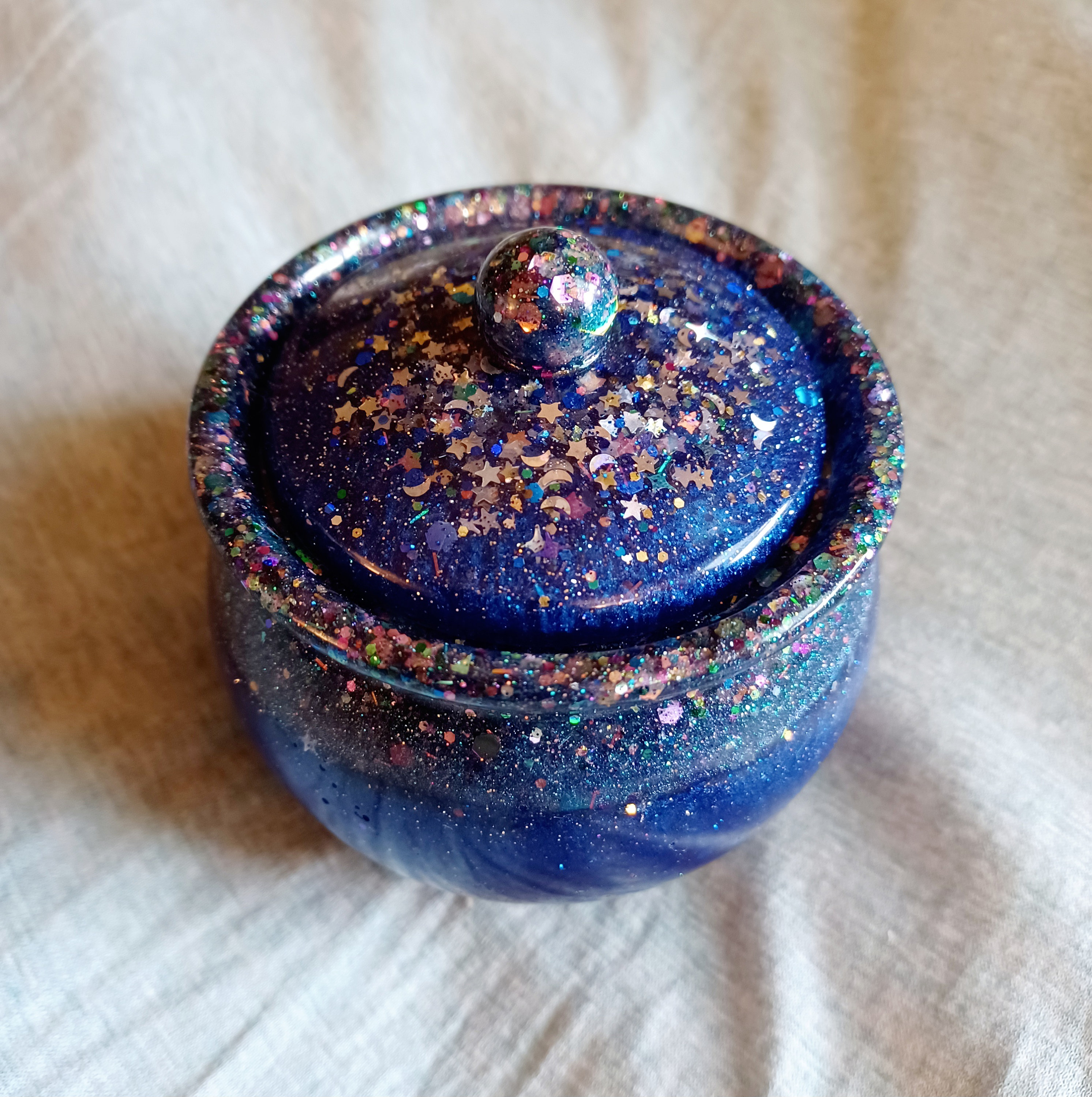 Round Resin Jar With Lid - Etsy