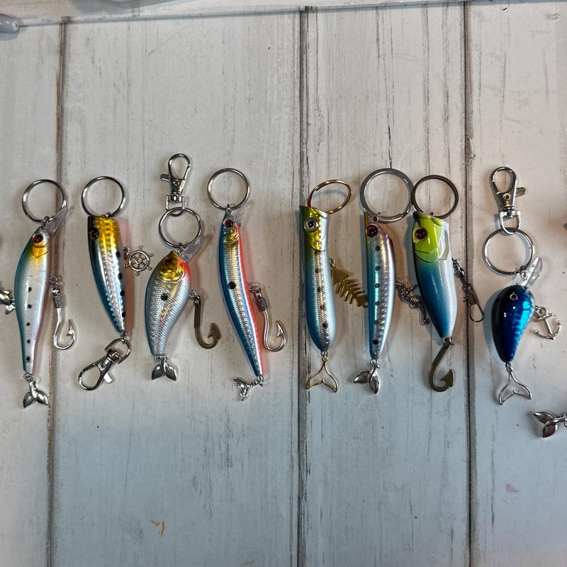 Fish Keychain - Etsy