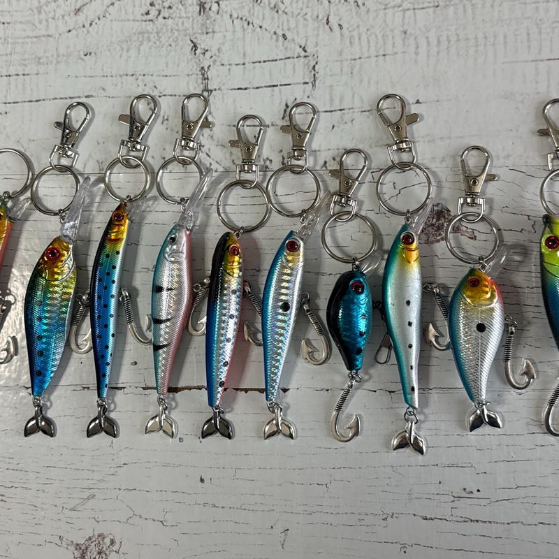 Fish Keychain - Etsy