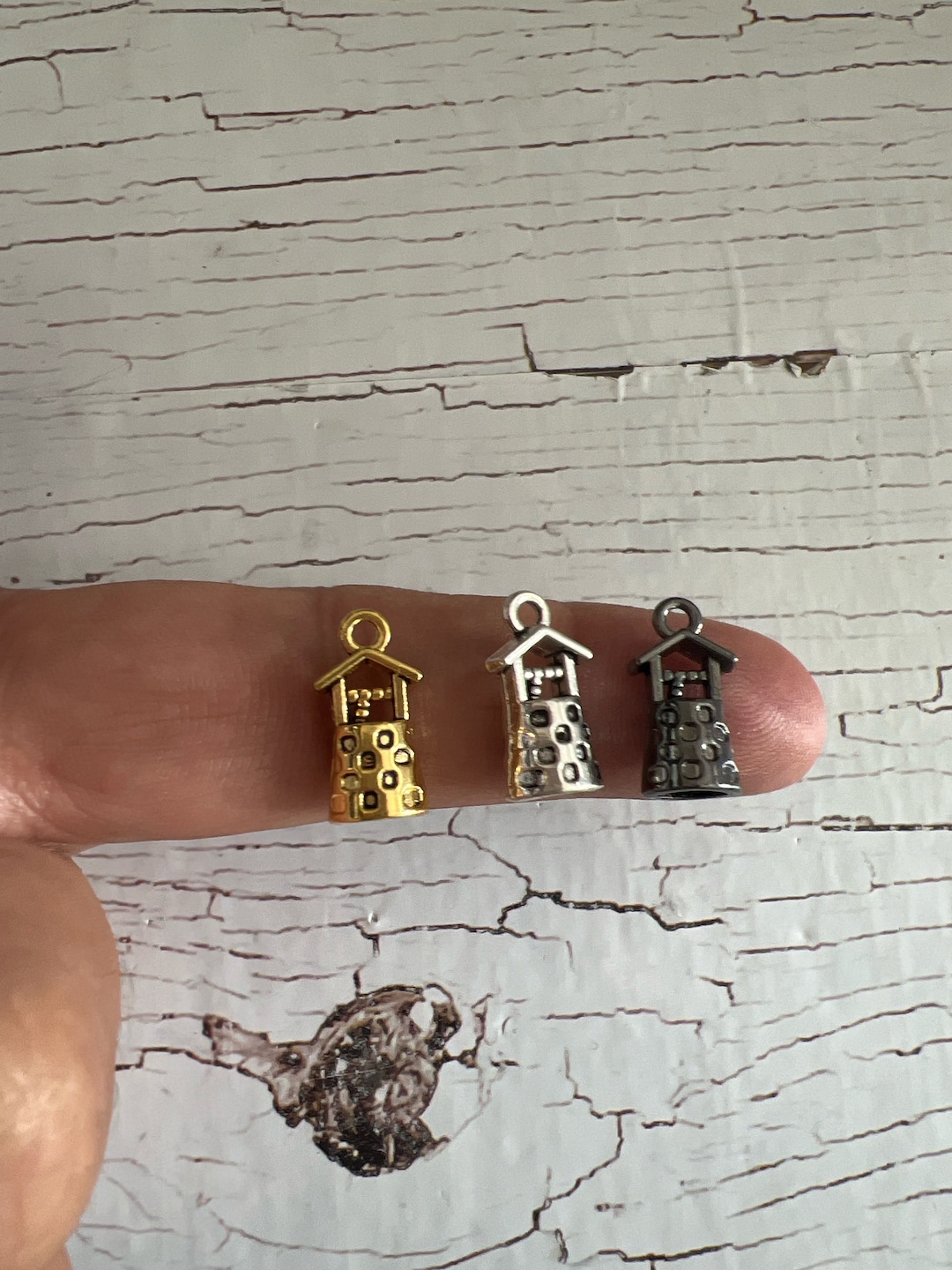 3D Ancient Well, Gold Ancient Well, Gun Metal Well Charm, Vintage ...