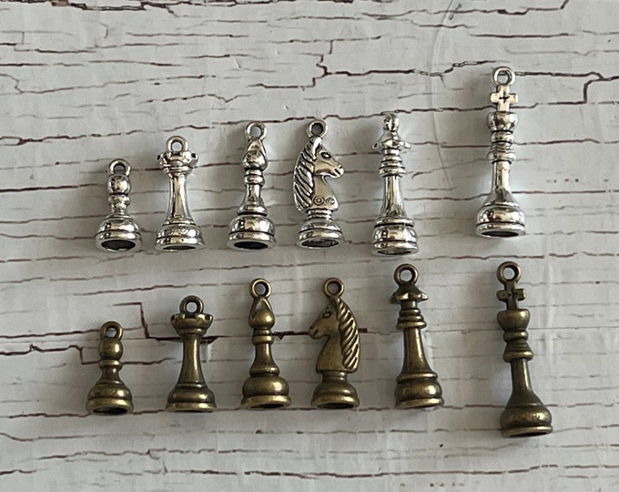 3D Chess Piece Charms: 16pcs Silver & 16pcs Bronze Zinc Alloy Charms ...