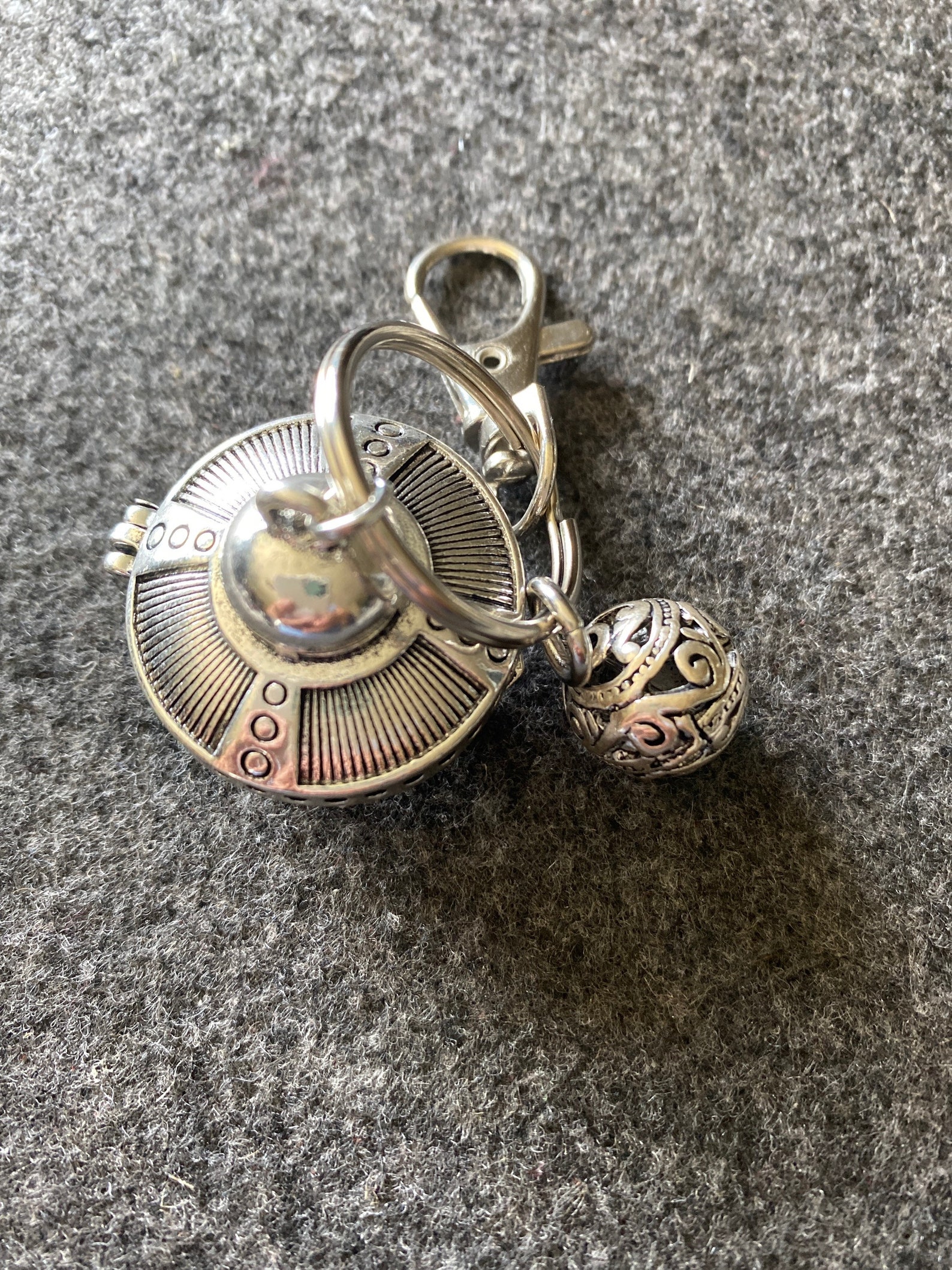 Spaceship Keychain Out of Space Jewelry Interstellar UFO | Etsy