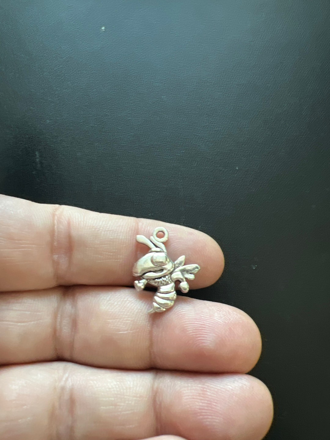 Tibetan Silver Bee Wasp Charm, Zinc Alloy Pendant (21x17mm) - Etsy