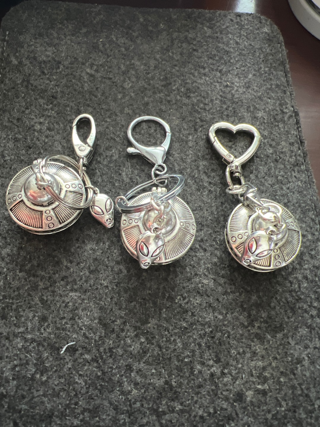 Spaceship Keychain, Out of Space Jewelry, Interstellar, UFO Keychain ...