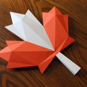Canadian Maple Leaf Papercraft - Printable DIY Pdf Template, Canada 150 ...