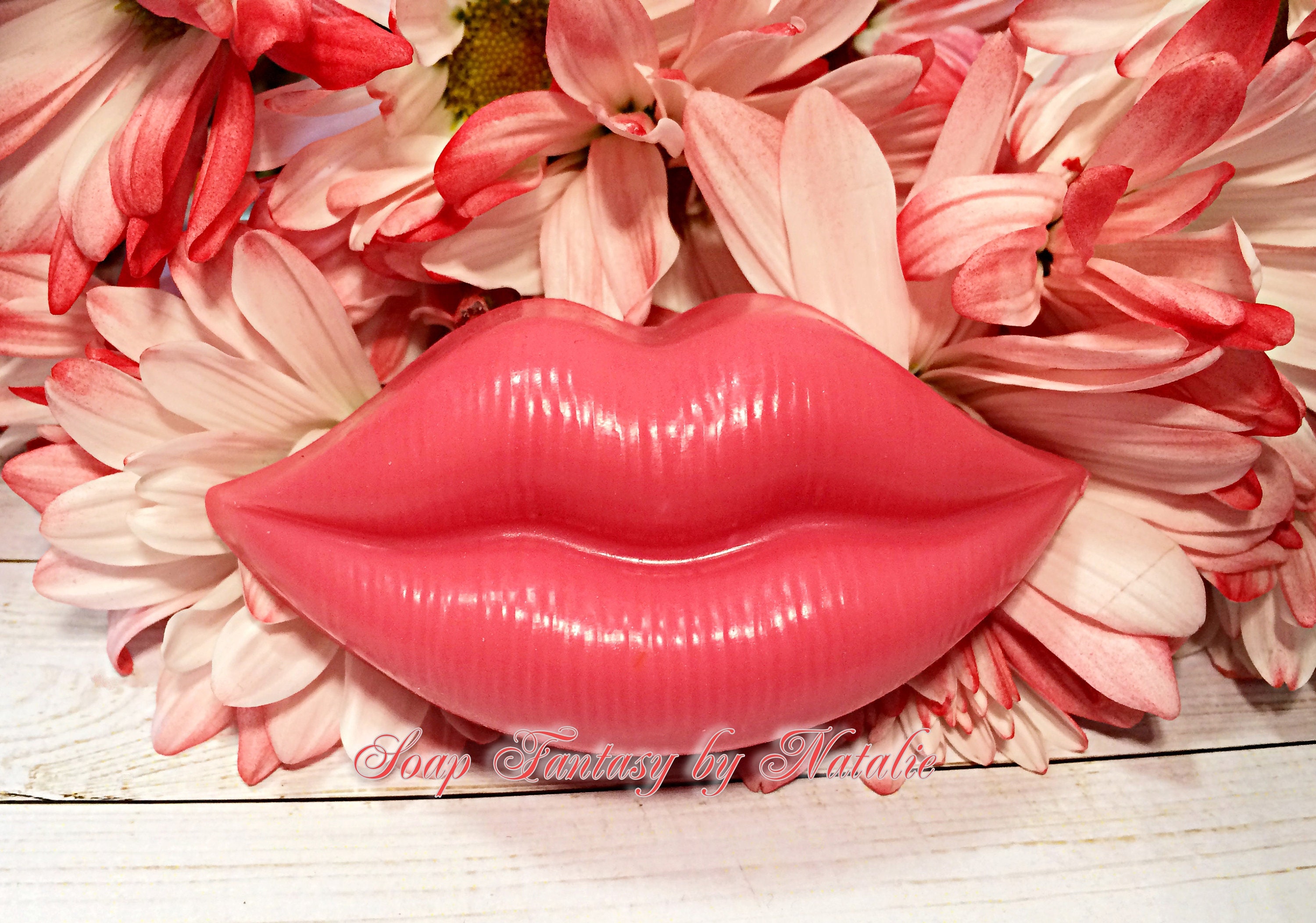 Lips Soap Valentine's Day Soap Kiss Soap Red Lips Soap - Etsy