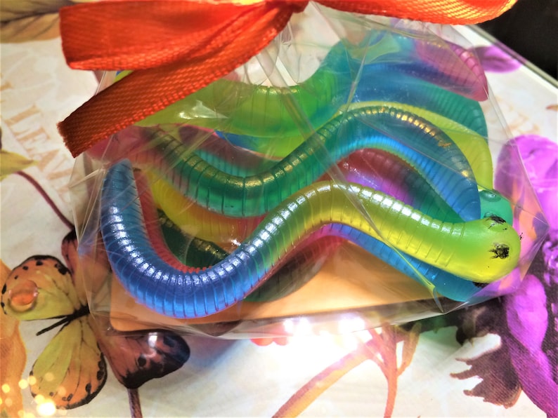 10 Gummy Worm Soaps-Fake Candy Soap-Gummi Worm Soap-Food | Etsy