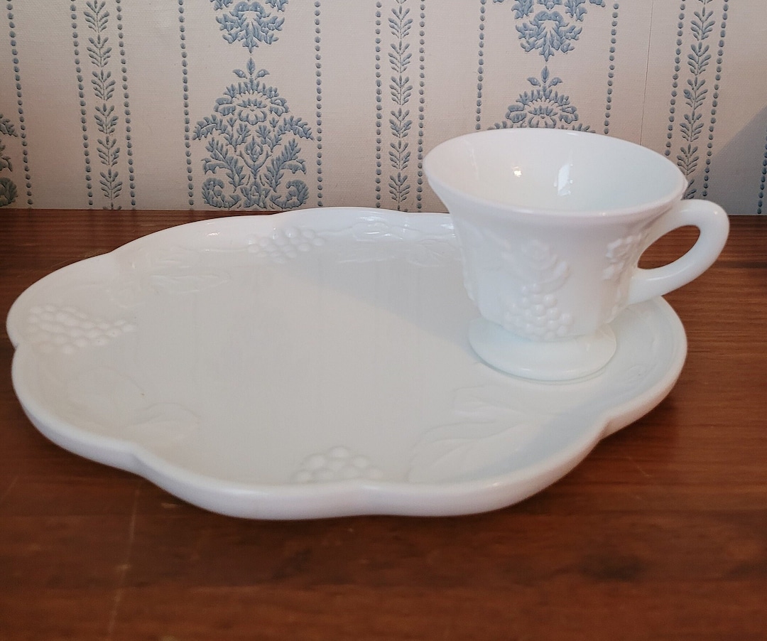 Vintage Colony Harvest Grape Milk Glass Snack Set - Etsy