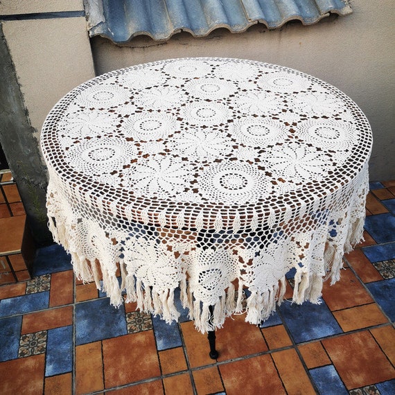Lace tablecloth round store