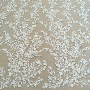 3D Embroidery Flower Lace Fabric, White Sequin Lace Fabric for Bridal ...