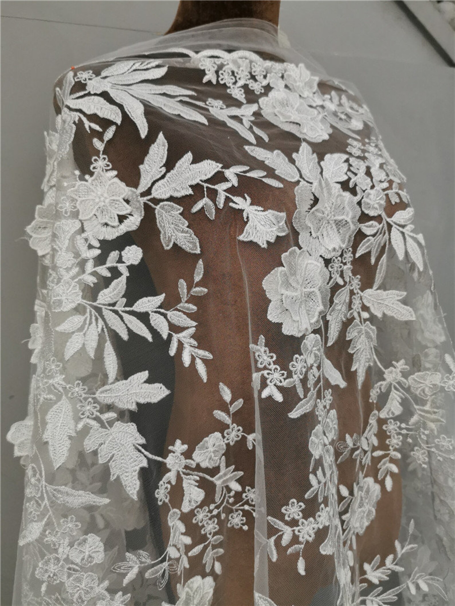 3D Embroidery Flower Lace Fabric, Bridal Ivory White Wedding Dress Lace ...