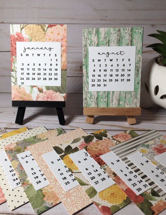 Rolling calendar with easel Planner cards 2021 cubicle decor Office ...