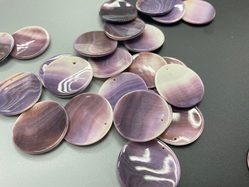 Natural Wampum Quahog Shell Purple Round Pendant - Etsy