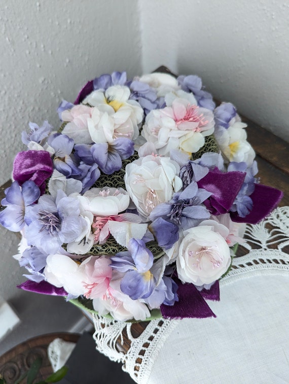 Vintage Marshall Field's Junior B Silk Flower Spring… - Gem