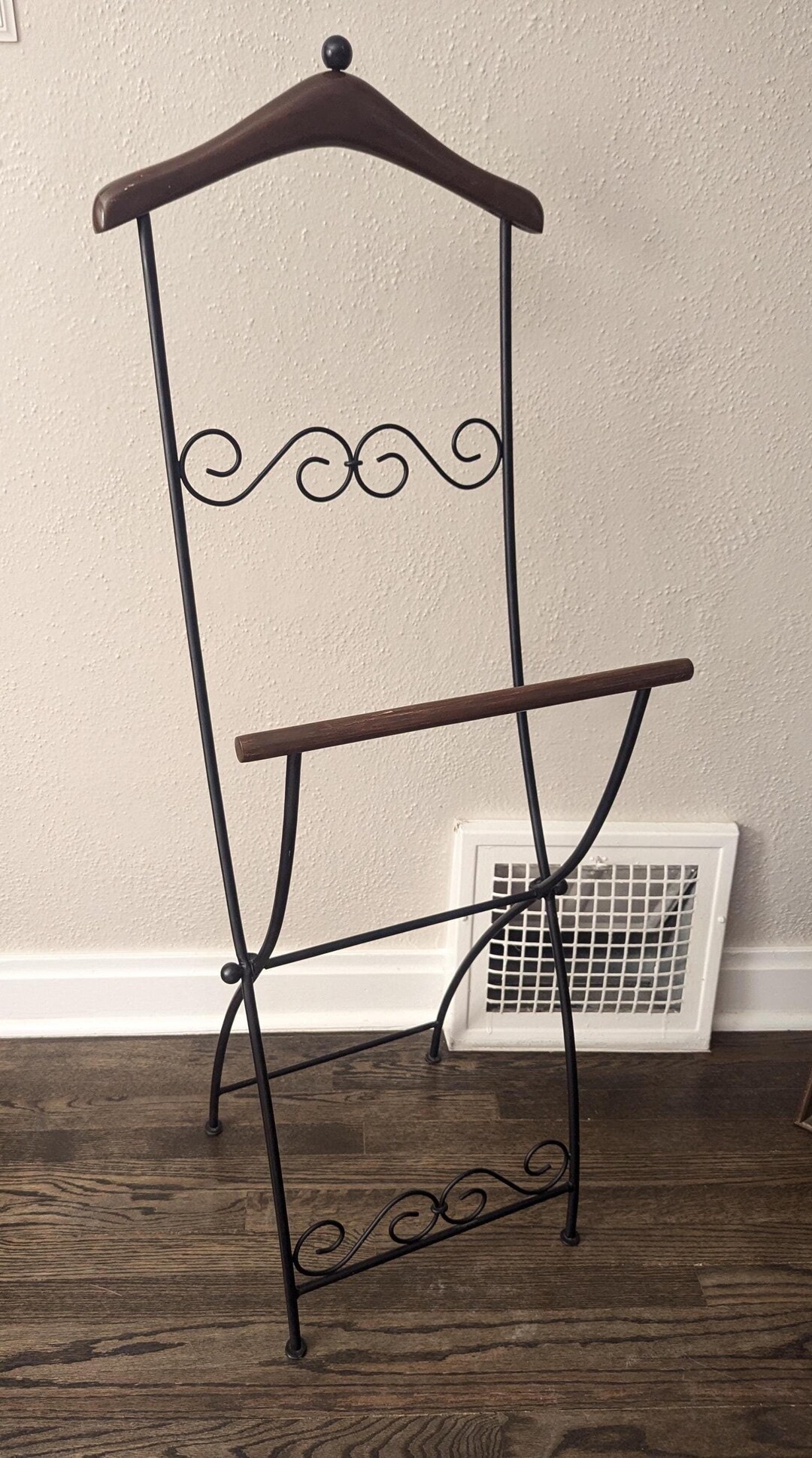 Vintage Wrought Iron and Wood Suit Valet Butler Stand Clothes/coat ...