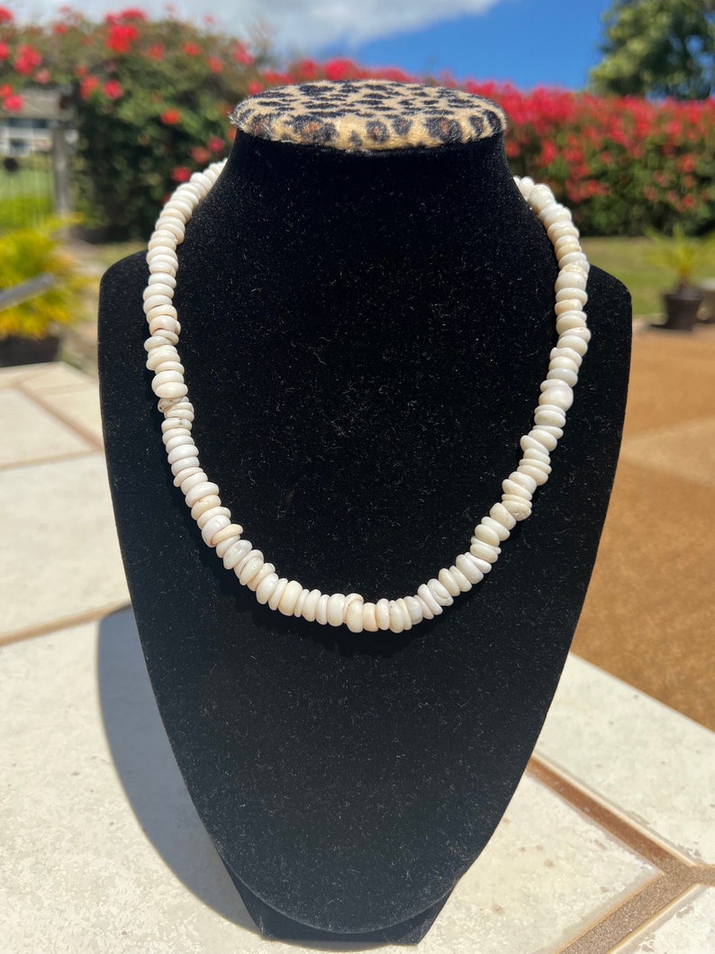 Hawaiian Natural Puka Shell Necklace - Etsy
