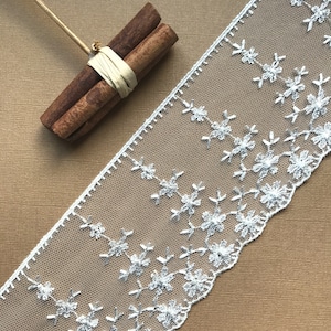 Nottingham Lace Handkerchief - Etsy