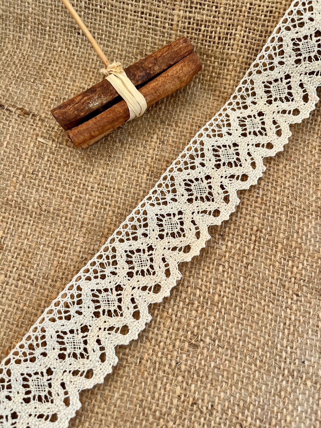 The Lace Co. Natural Ecru Nottingham Cotton Crochet Cluny Lace 4.25cm/1 ...