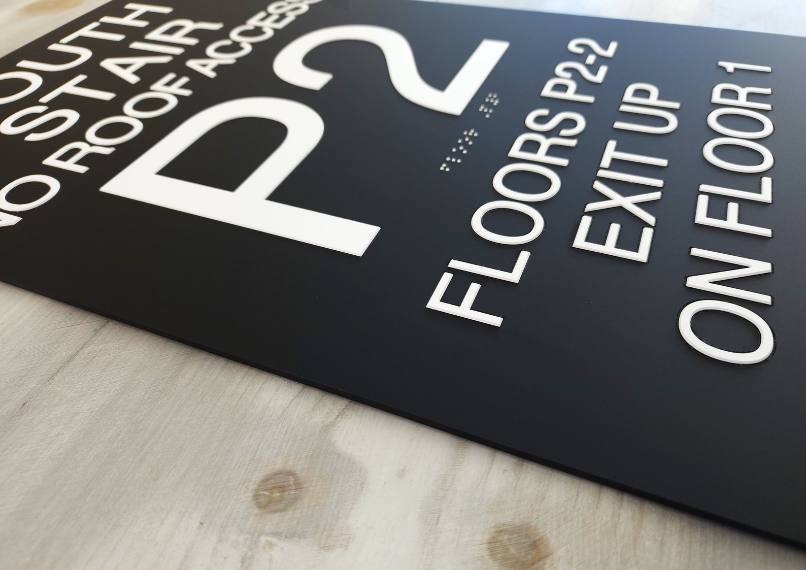 Stairwell Floor Number Signs. ADA and IFC Compliant Stairwell Signs ...