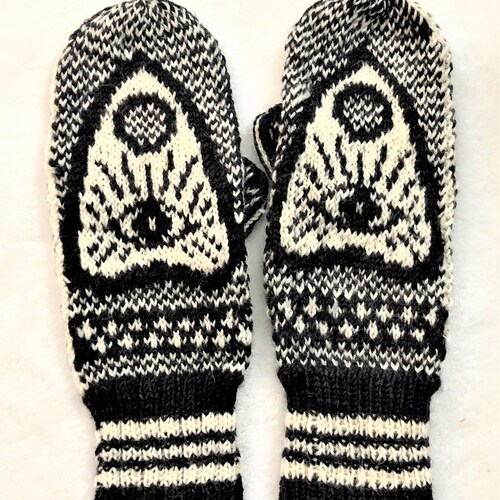 Ouija Mitten Digital Pattern Ouija Planchette Knit Mitten - Etsy