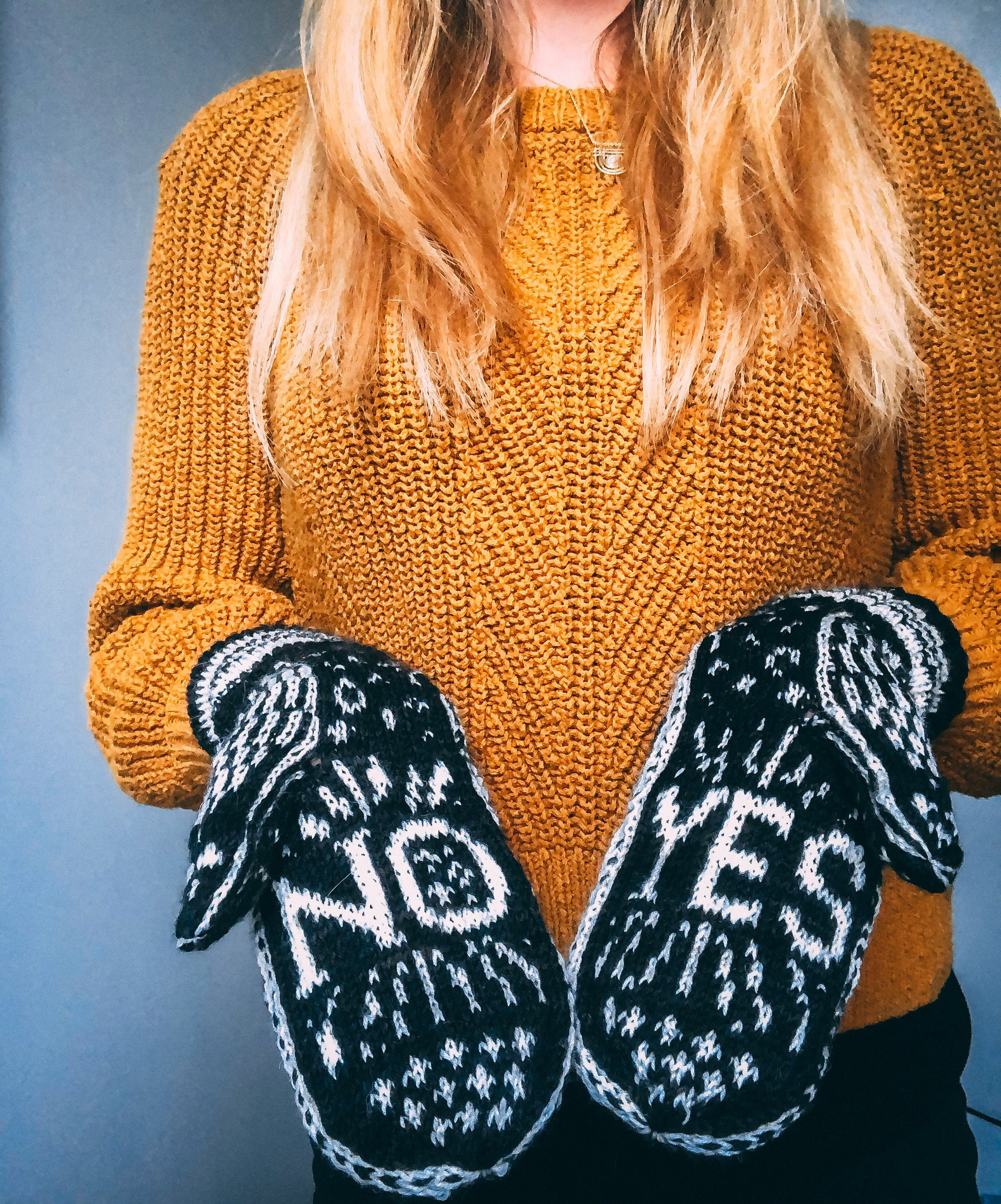 Ouija Mitten Digital Pattern, Ouija Planchette Knit Mitten Pattern ...