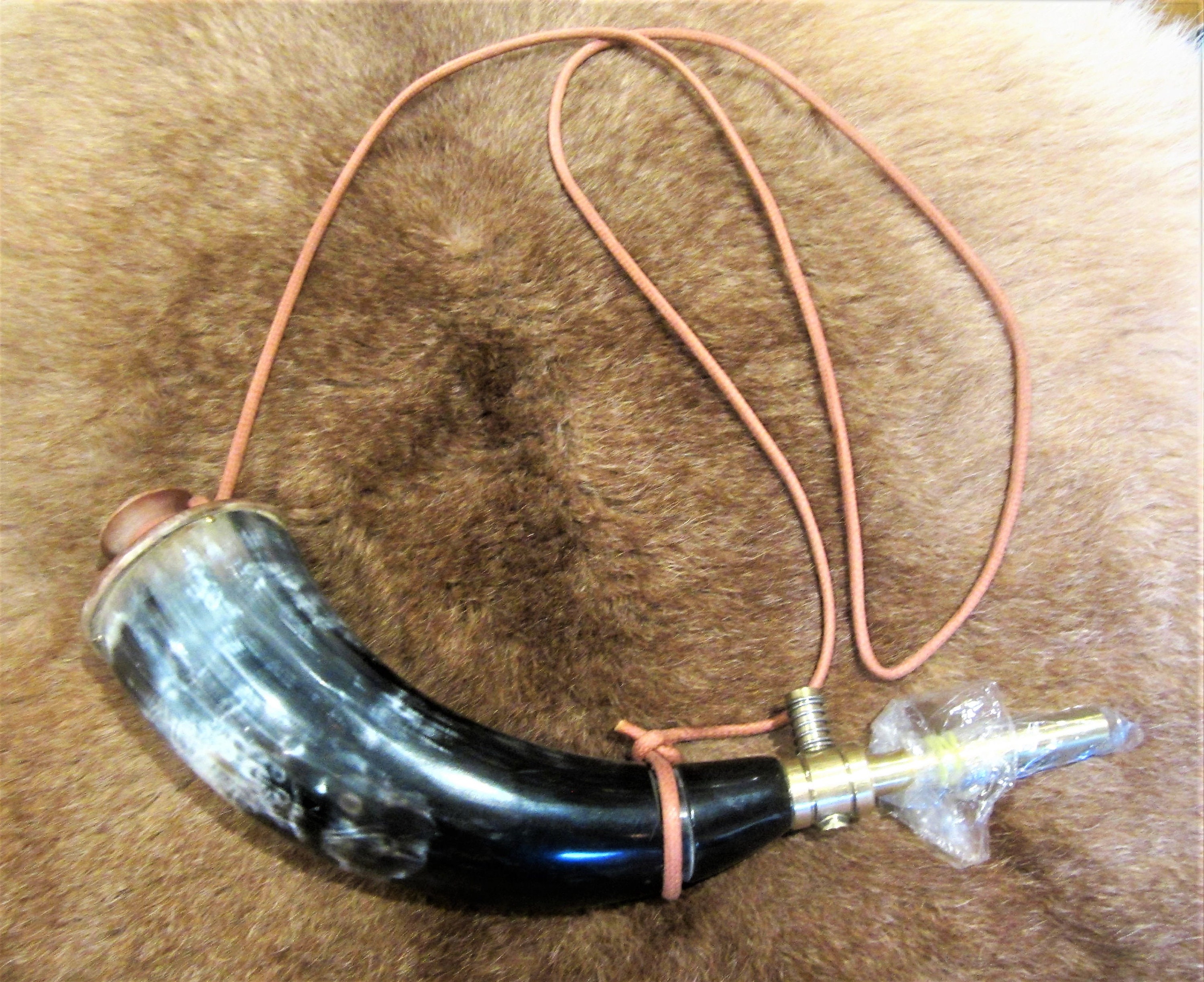 Genuine Pioneer Western Style Regalia Great Plains Buffalo Powder Horn ...
