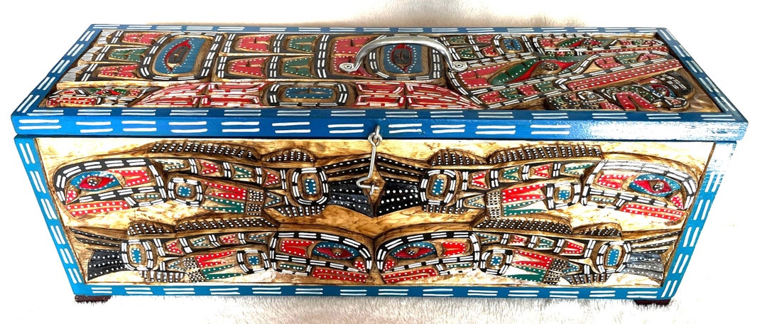 Kwakiutl First Nation 'treasure Box' Cedar Carving Pacific North West ...