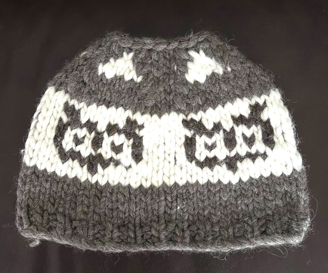 Coast Salish Cowichan First Nation 'owl' Knit Adult Ponytail Touque ...