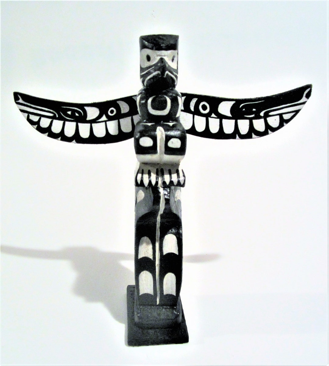 Kwakiutl First Nation ''wolf & Owl'' Cedar Wood Totem Pole Carving ...