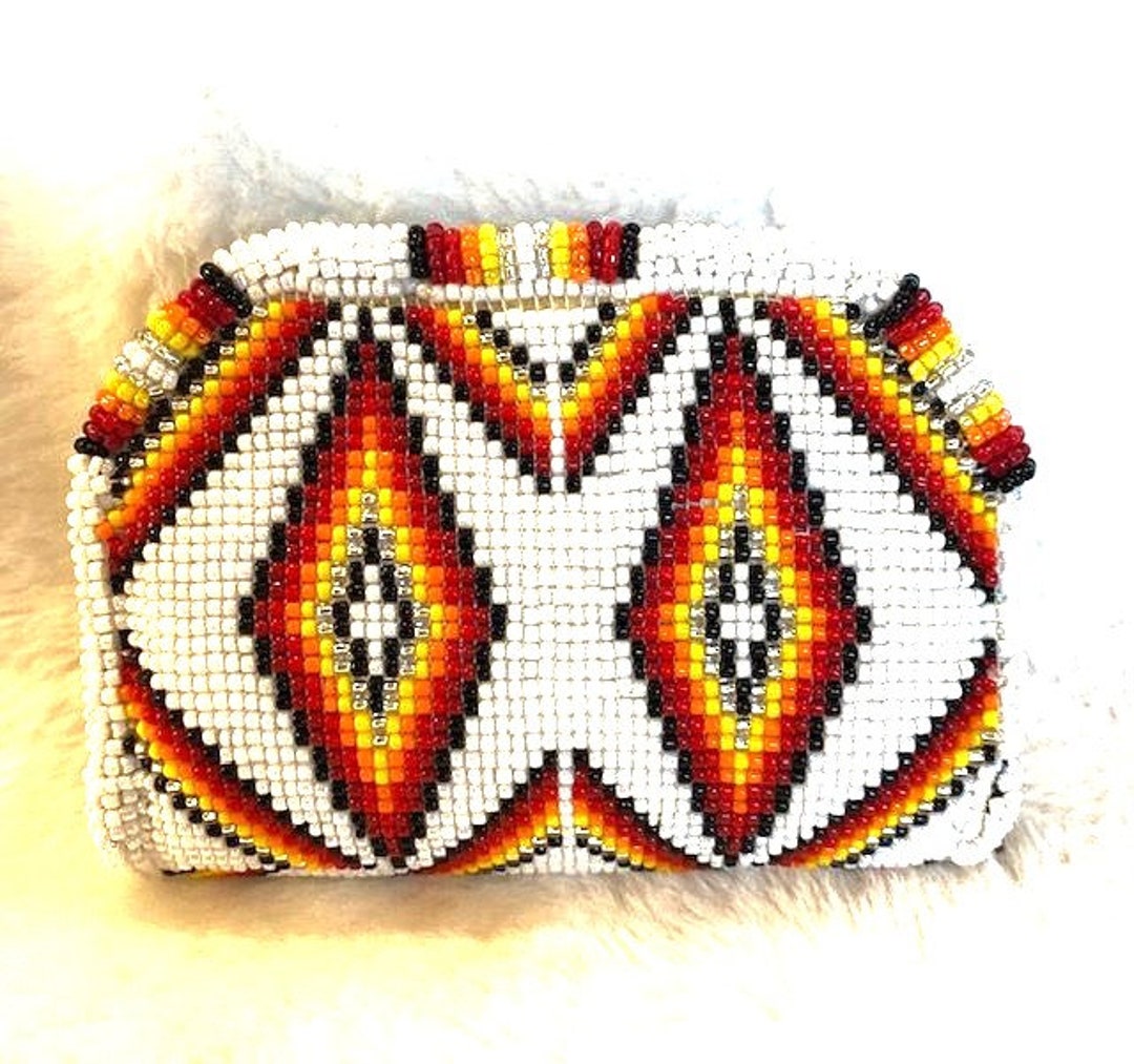 Anishinaabe First Nation Beaded White Coin Change Purse Eastern ...