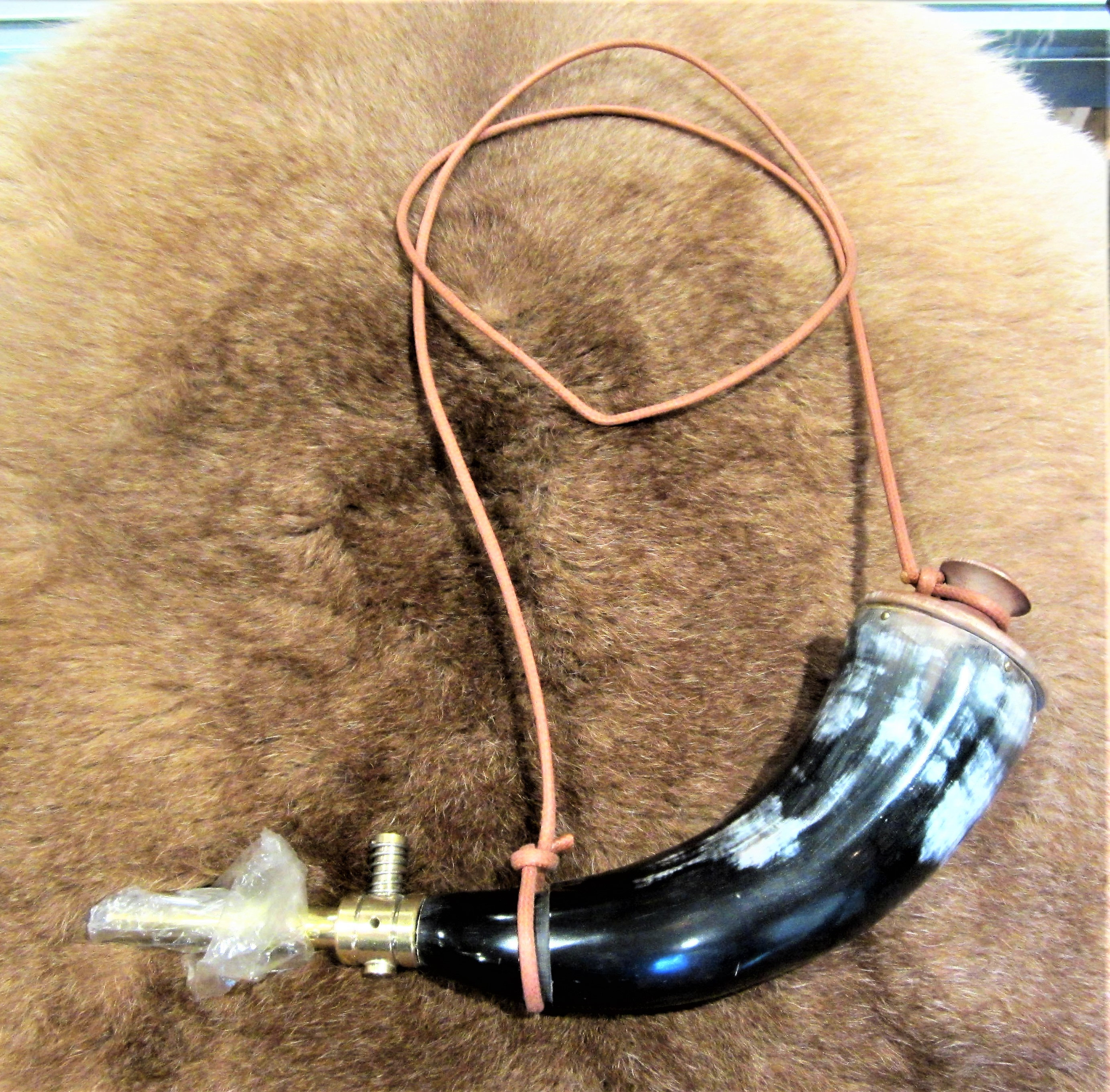 Genuine Pioneer Western Style Regalia Great Plains Buffalo Powder Horn ...