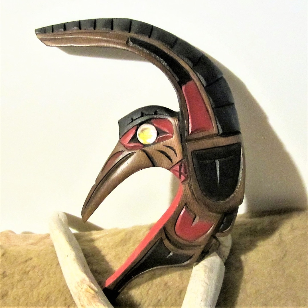 Nuu Chah Nulth First Nation 'hummingbird in Flight' Carving Pacific ...