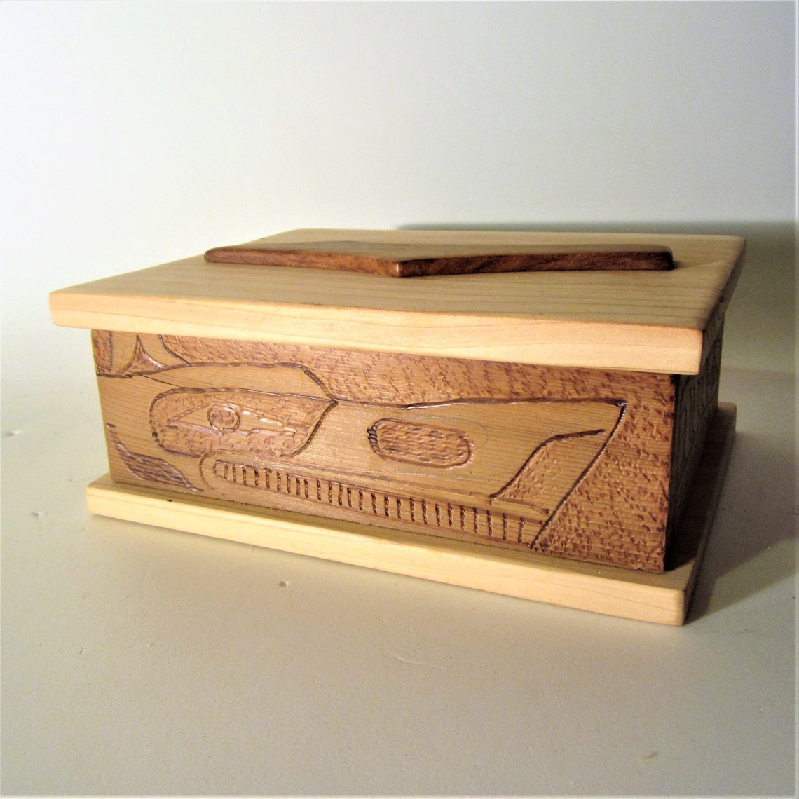 Kwakiutl First Nation 'Wolf' Pryrographic Woodburn Box | Etsy