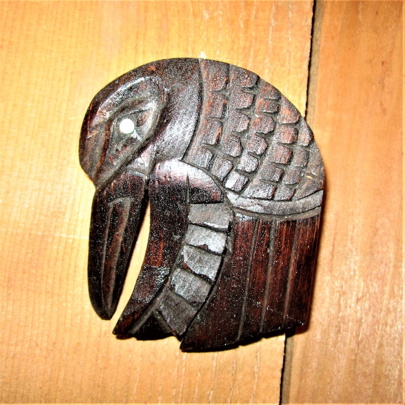 Native Otter Carving - Etsy