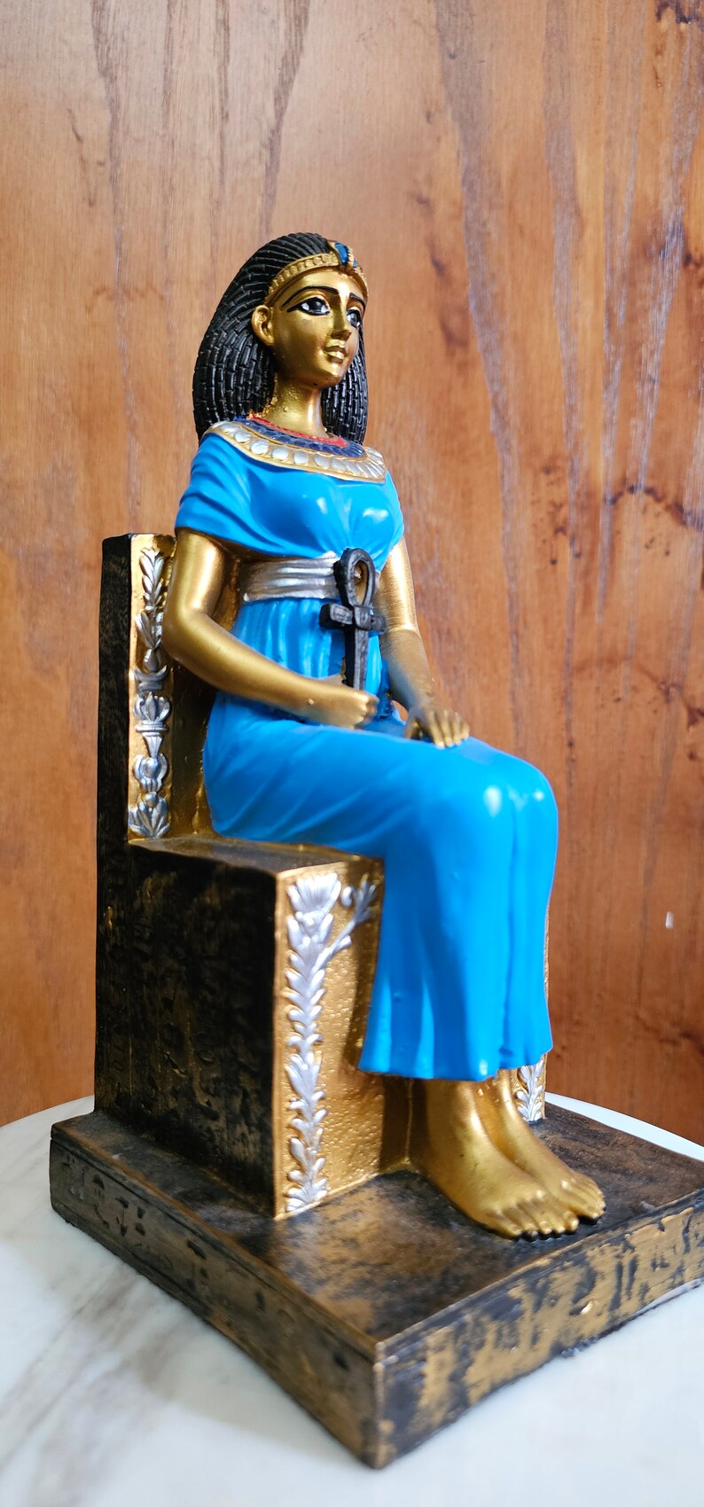 Beautiful Queen Cleopatra Statue Sitting on Her Throne From Egyptian ...