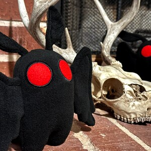 Mo - the Mothman Plush Toy - Etsy