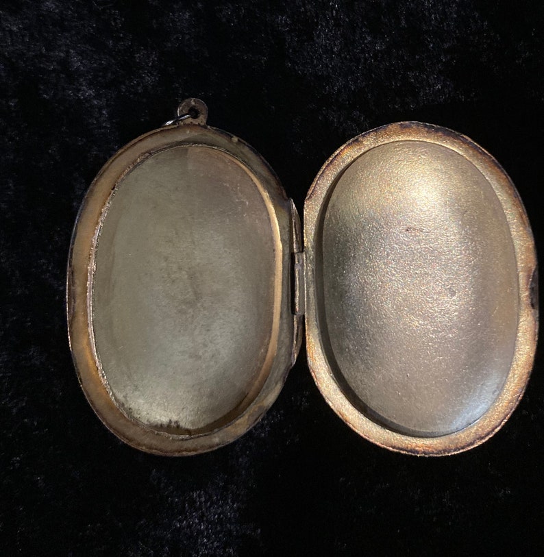 Vintage 1940s Large Chinese Cloisonne Locket With Dragon - Etsy