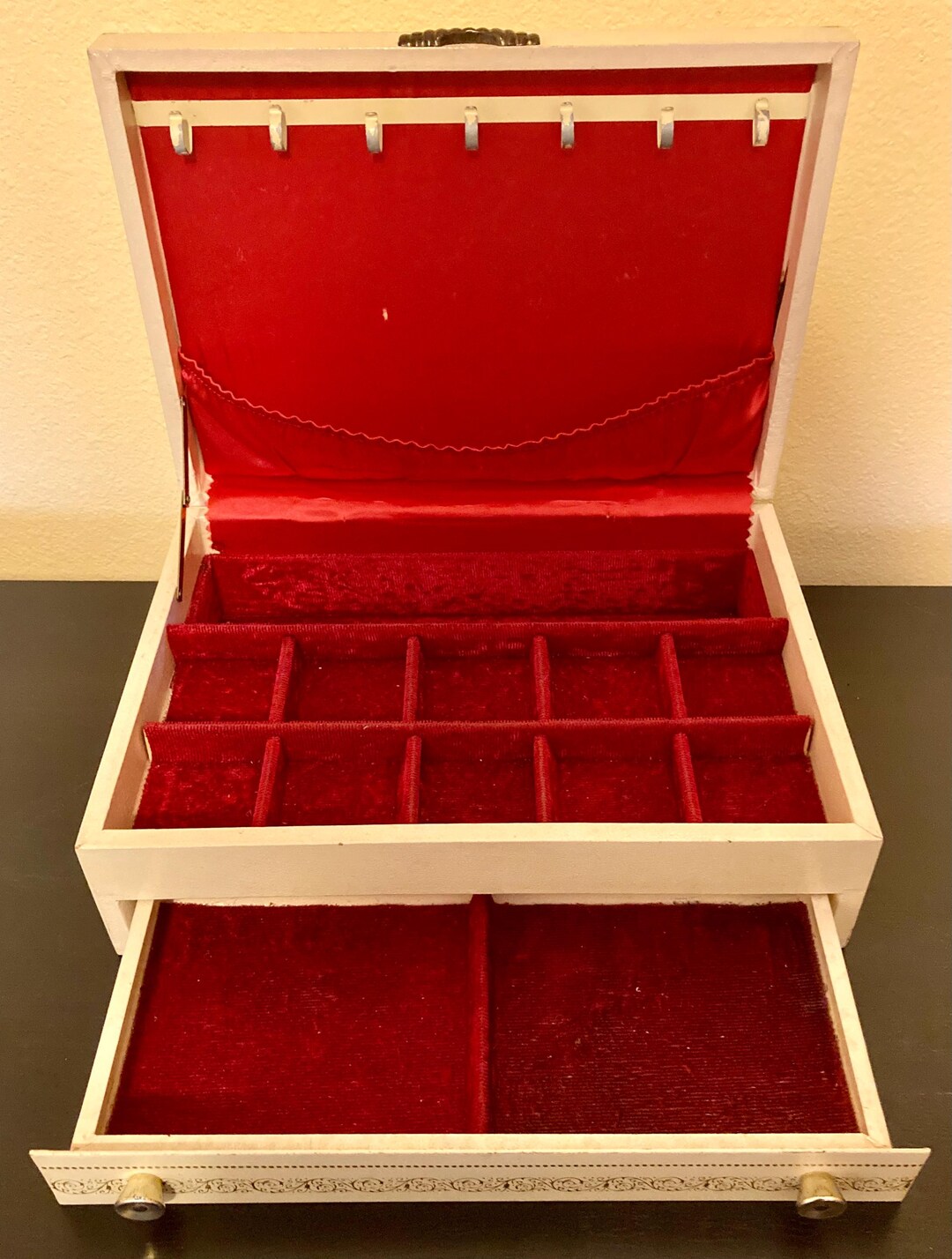 Vintage 1960s Jewelry Box Cream With Red Interior and Gold Trim - Etsy