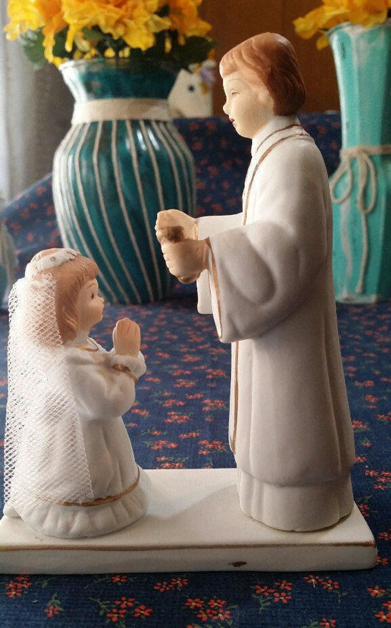 Vintage First Communion Girl Receiving Eucharist From Priest Ceramic ...