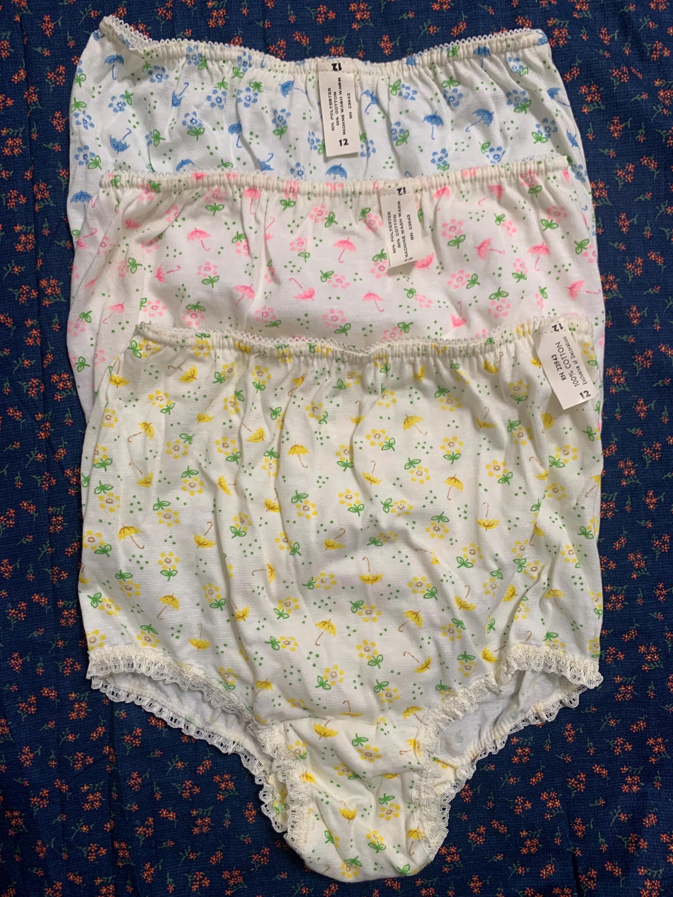 Vintage Girls Blue, Pink, & Yellow Umbrella Flower Print Underwear Size ...