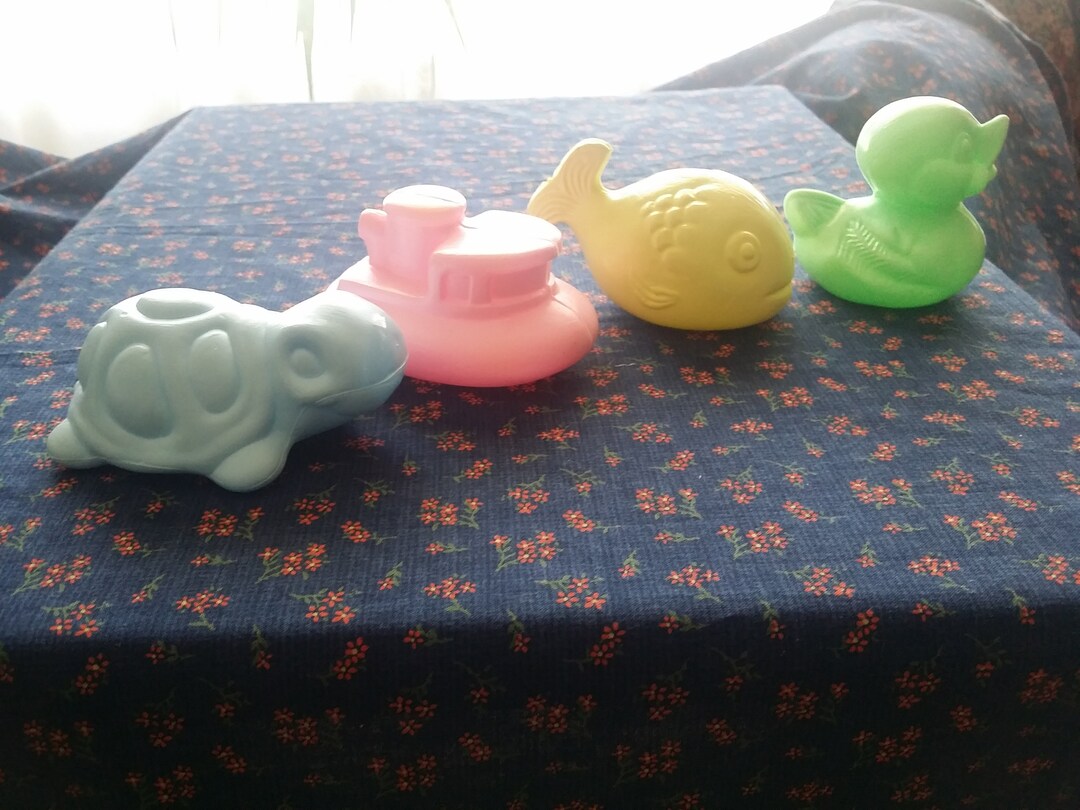 Bath Time Float Toys Set, Turtle, Tugboat, Fish, and Duck Float Toys ...