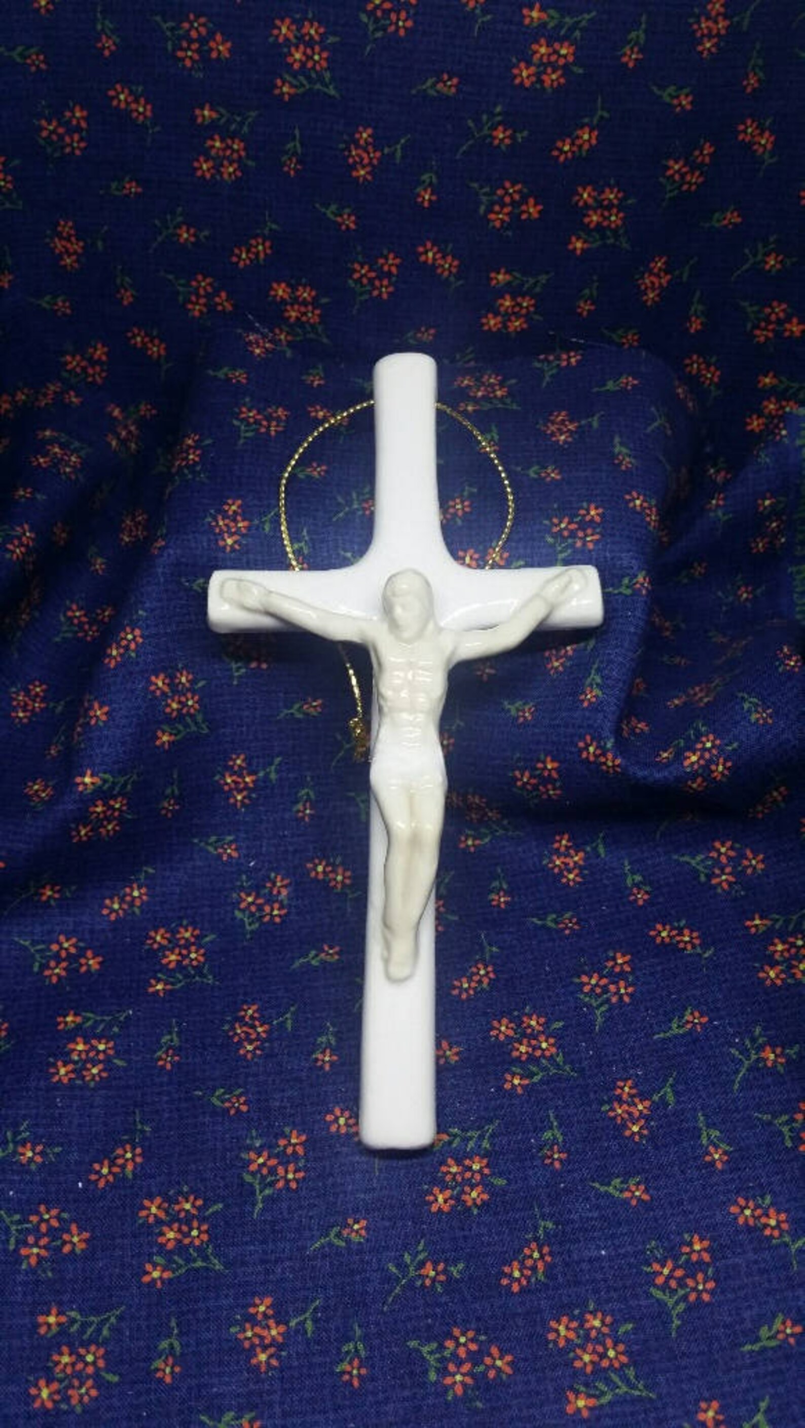 Ceramic Crucifix with Jesus White Ceramic CrossRetro Wall | Etsy