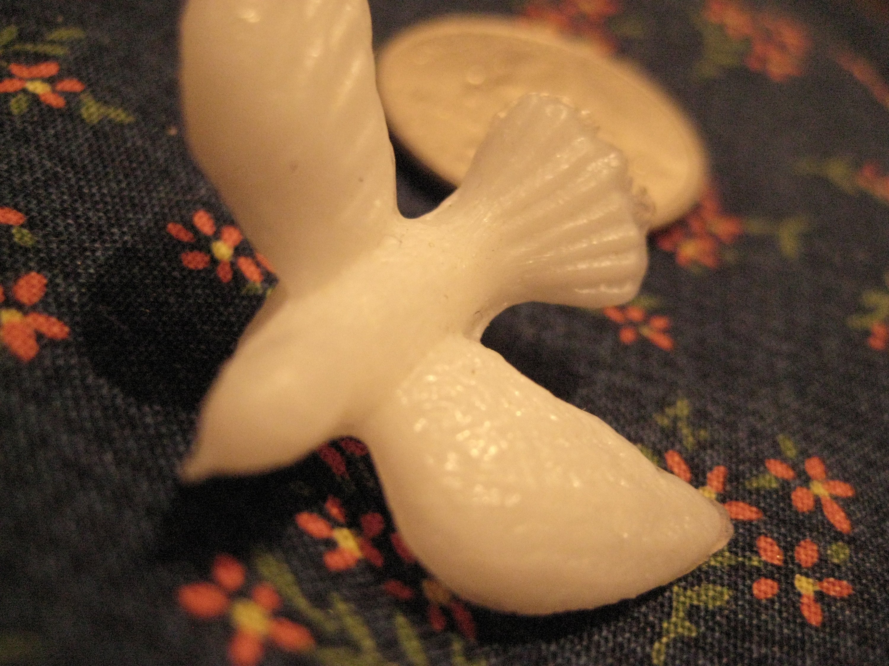 12 Small Plastic Doves White Doves Birds Baby Shower | Etsy