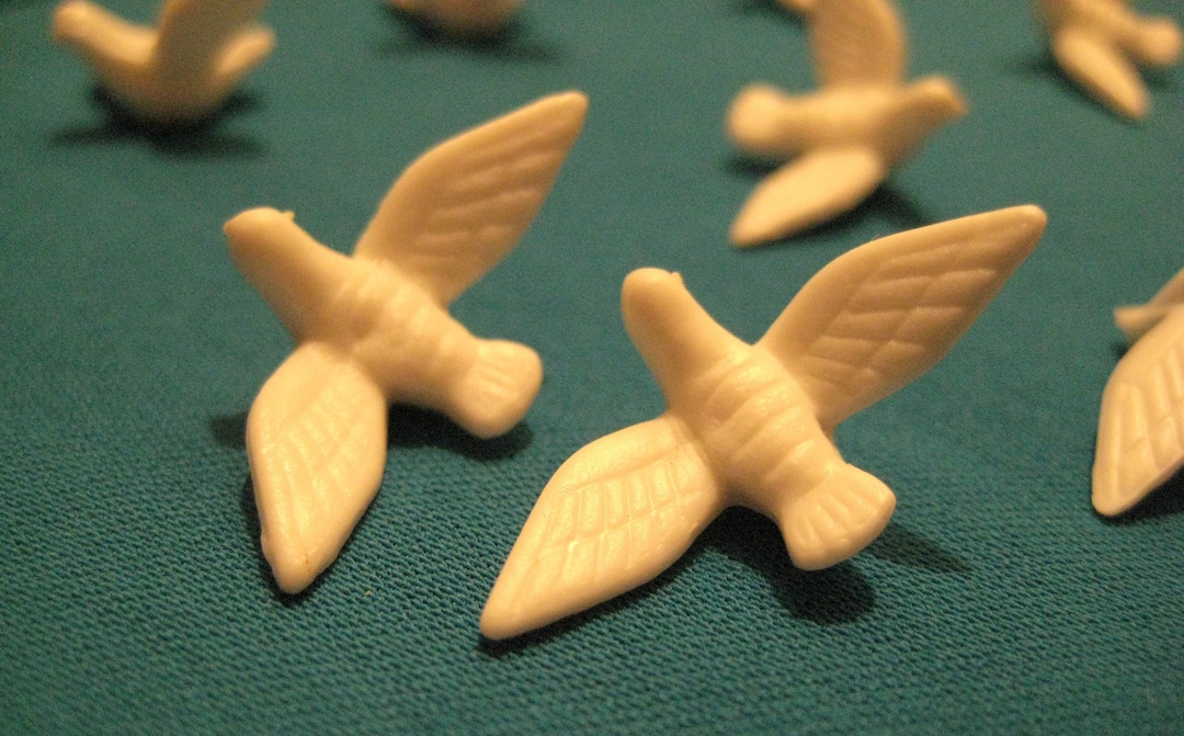 12 or 24 Mini Plastic Doves, White Doves, Birds Baby Shower Decorations ...