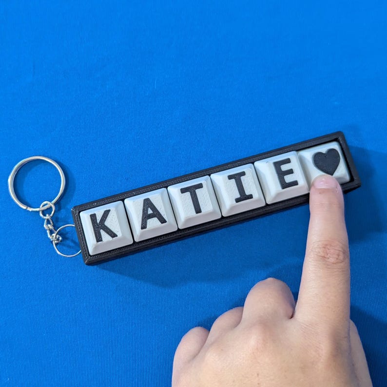 Custom Fidget Keychain | Personalized Nameplate Gift | Mechanical ...