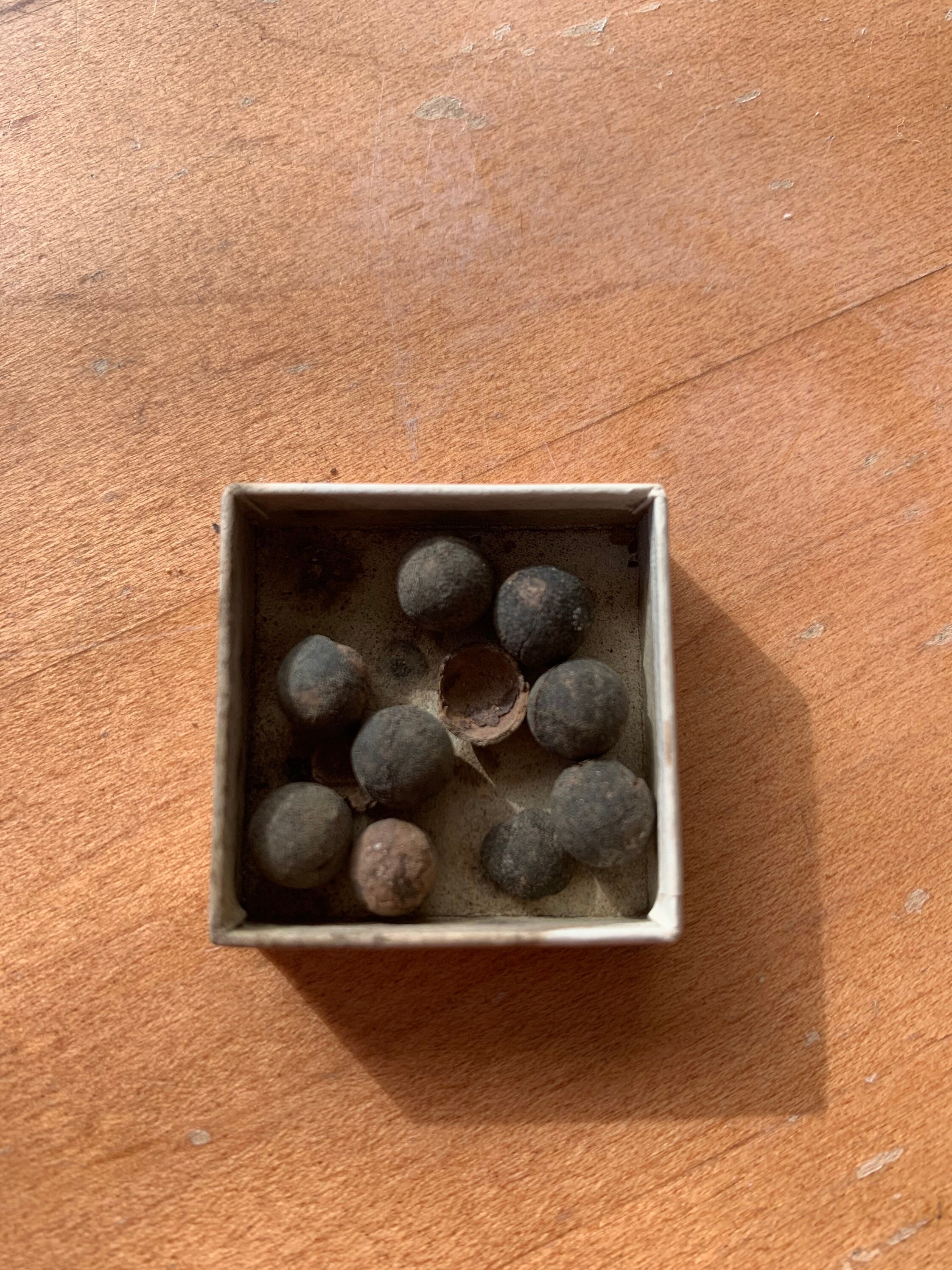 Vintage Southern Pacific Co. Medicine Box With Unknown Pills - Etsy