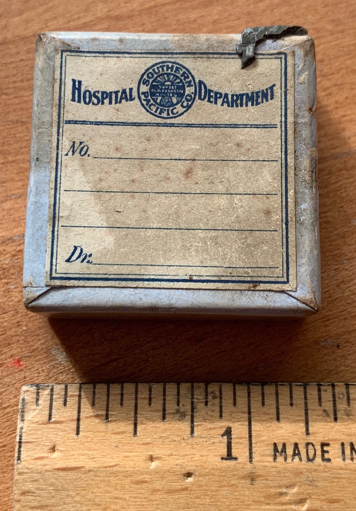 Vintage Southern Pacific Co. Medicine Box With Unknown Pills - Etsy